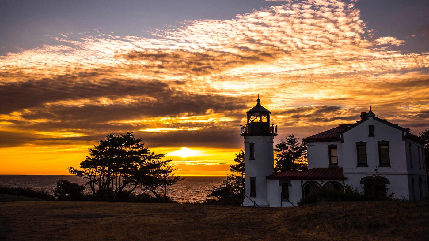 Order Your Free Guide To The Cascade Loop Scenic Byway