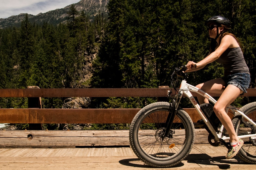 Explore Lake Chelan: Cascade Loop Scenic Byway Desitination